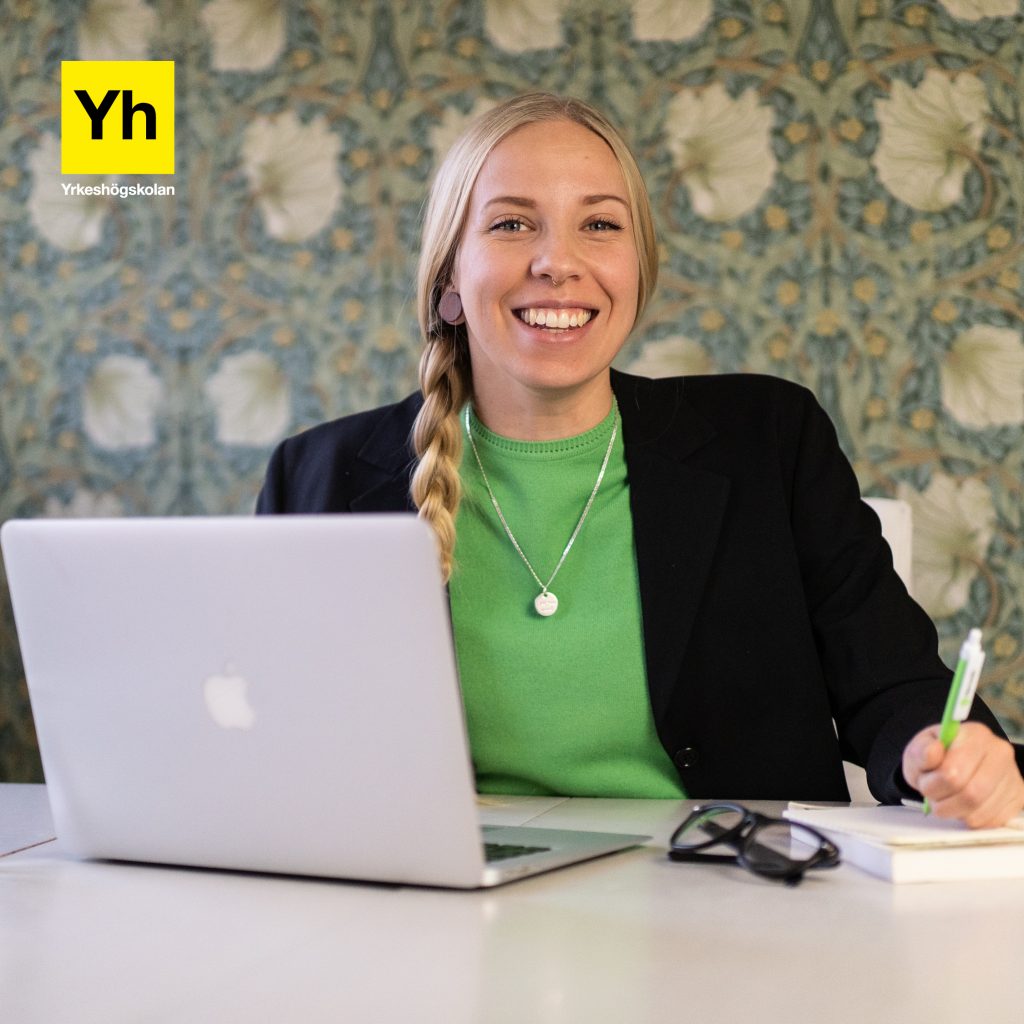 Komvux, SFI, YH, Gymnasieskola och företagskurser | Hermods